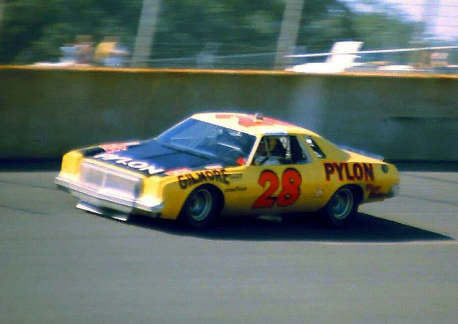 Updated Lemon Tree Inn, Pylon Wiper Blades #28/#29 - Ace Decals